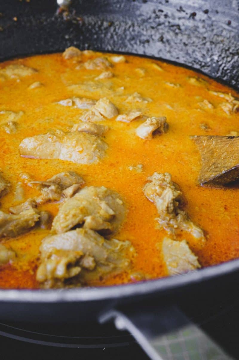 Nyonya Chicken Curry (Ayam Kalio) - Cook Eat World