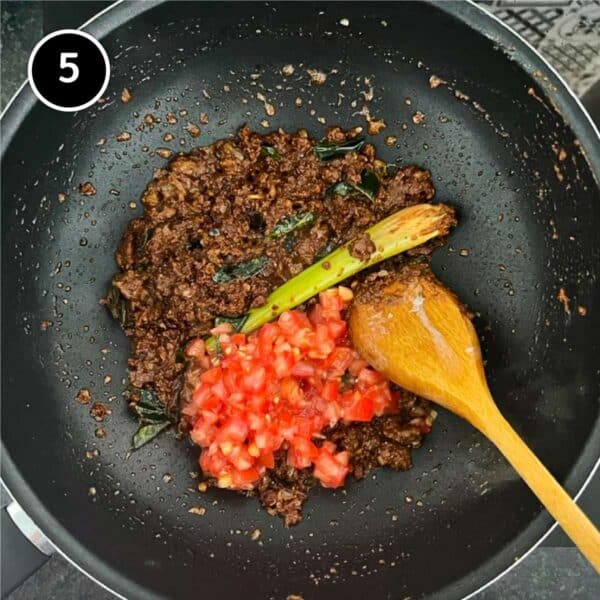 Thora Malu – Sri Lankan Fish Curry - Cook Eat World