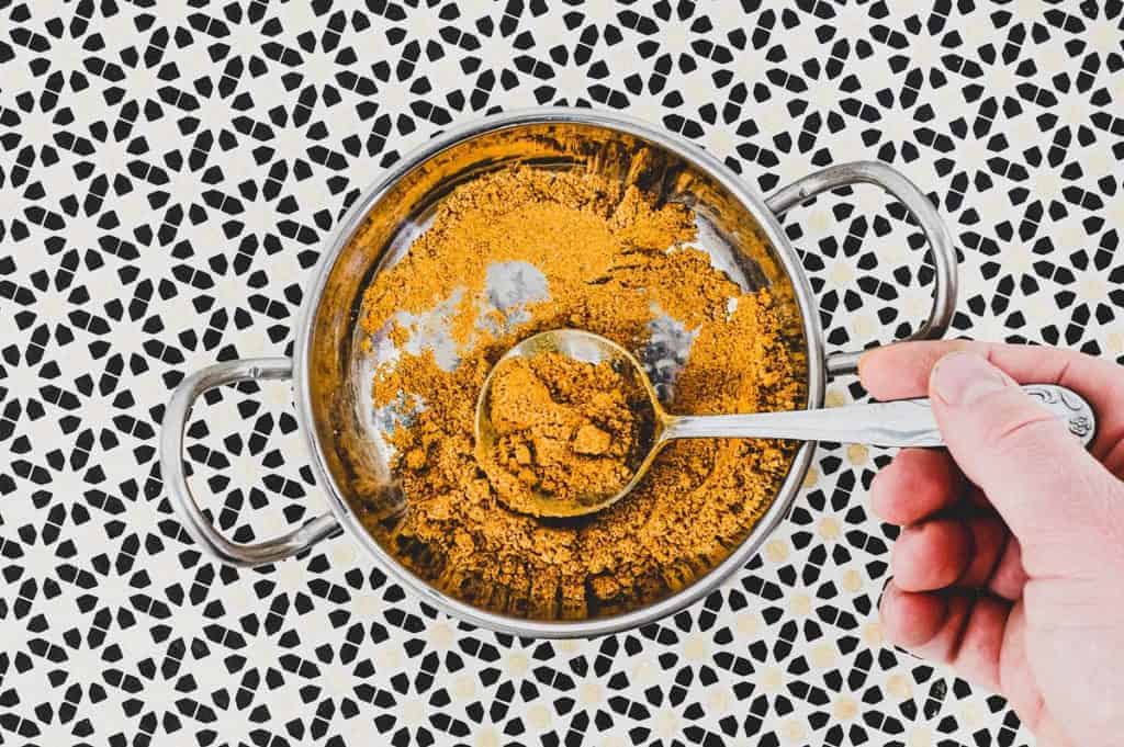 Hawaij Spice (Spice mix from Yemen) - a recipe from Cook Eat World
