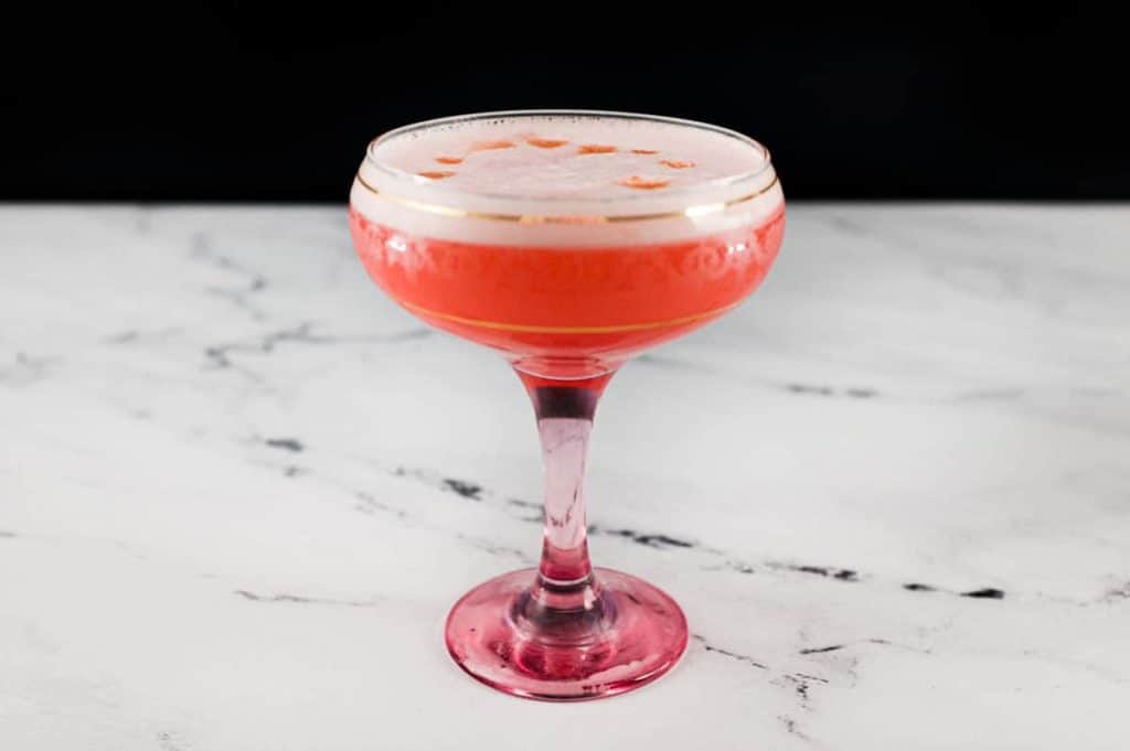 Campari Cocktail (The Pink Fizz) - Cook Eat World