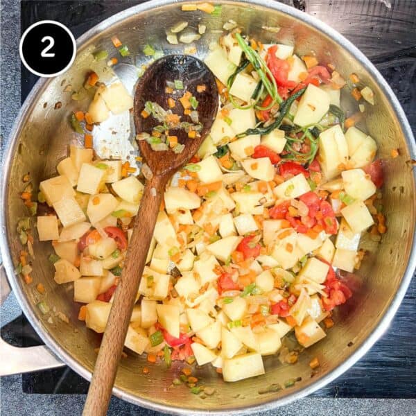 Pasta with Potatoes (Pasta e Patate) - Cook Eat World