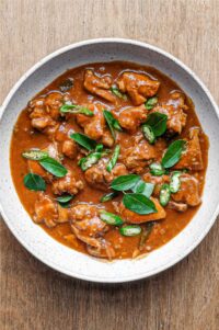 Cashew Nut Curry (Kaju Maluwa) - from Cook Eat World