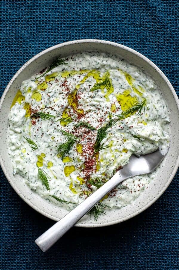 Cacik (Turkish Yoghurt & Cucumber) - Cook Eat World