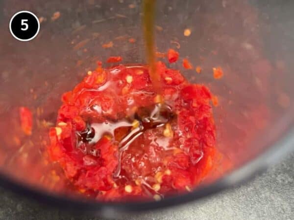 Shatta Sauce (Middle Eastern Chilli Sauce) - Cook Eat World